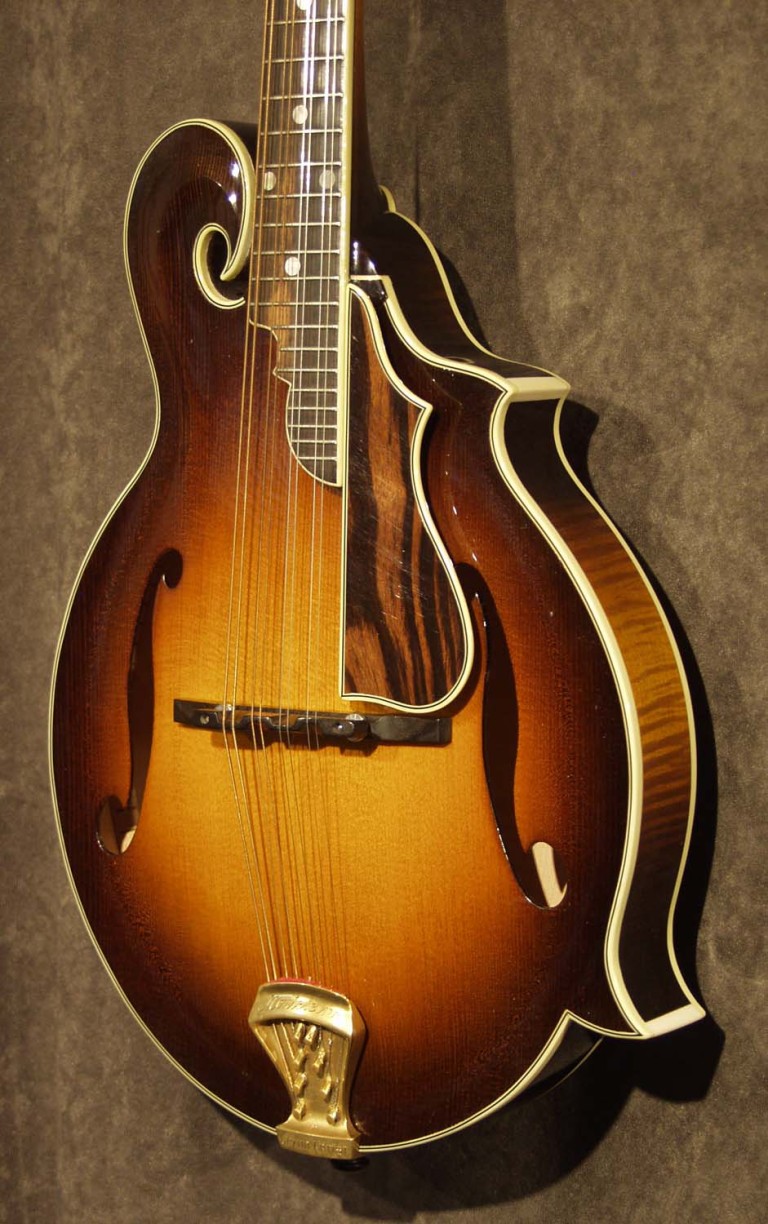 Monteleone Grand Artist - Acoustic Music