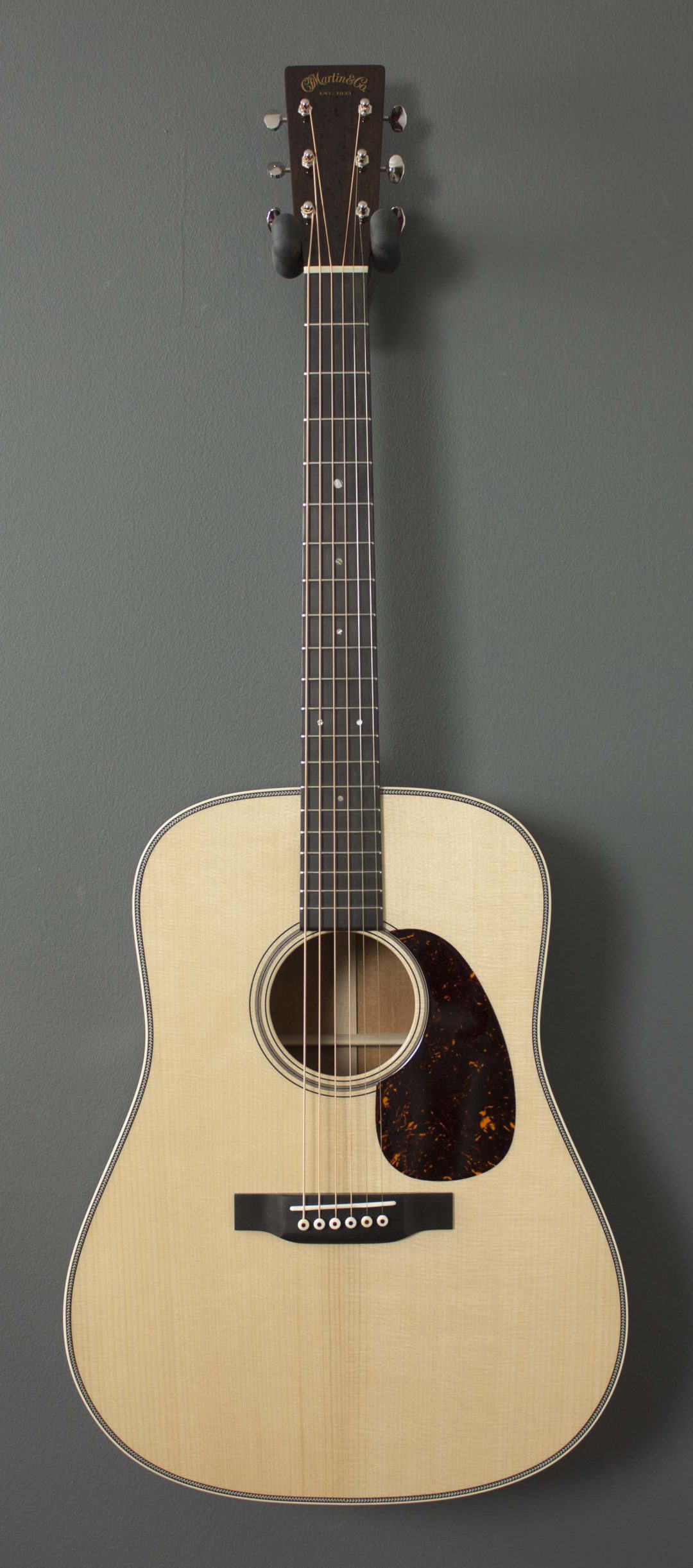 Martin Outlaw-17 - Acoustic Music