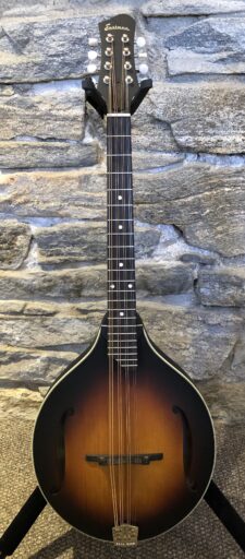 Acoustic Music - Fine Fretted Instruments